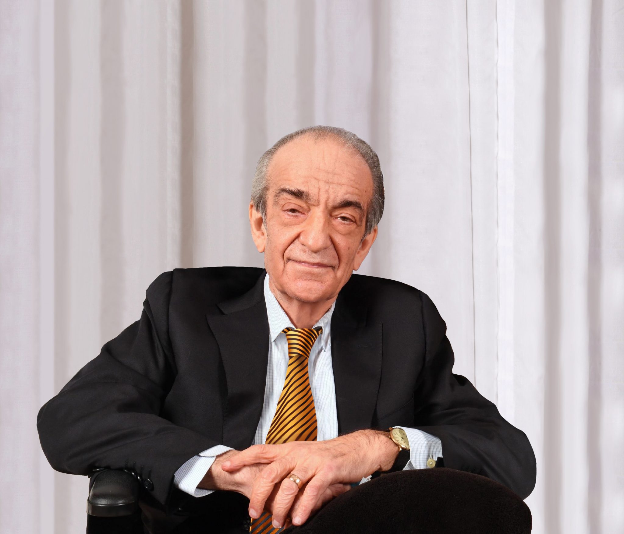 Mother-Daughter Team Run Umbrella Company After Sudden Death Of Its ...